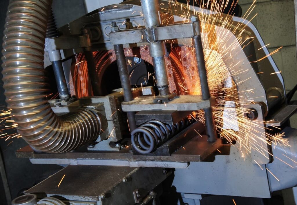 How a Spring is Made; Manufacturing Processes & Technologies